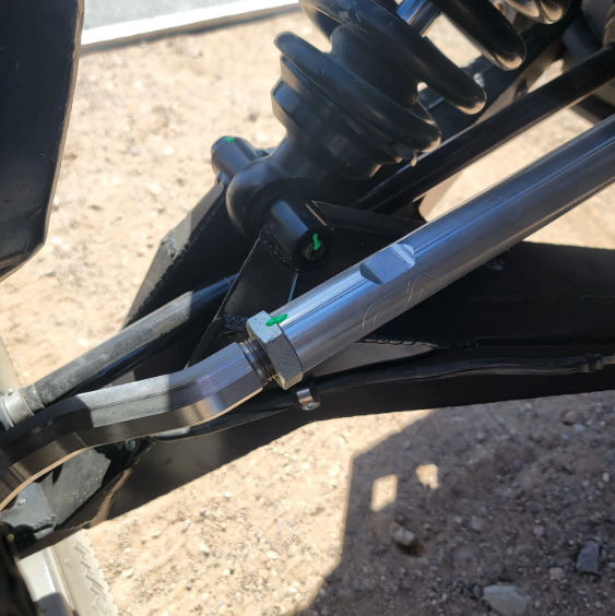 Can-Am Maverick R Heavy Duty Tie Rod Kit 7075 | Dunes 2 Dezert SXS