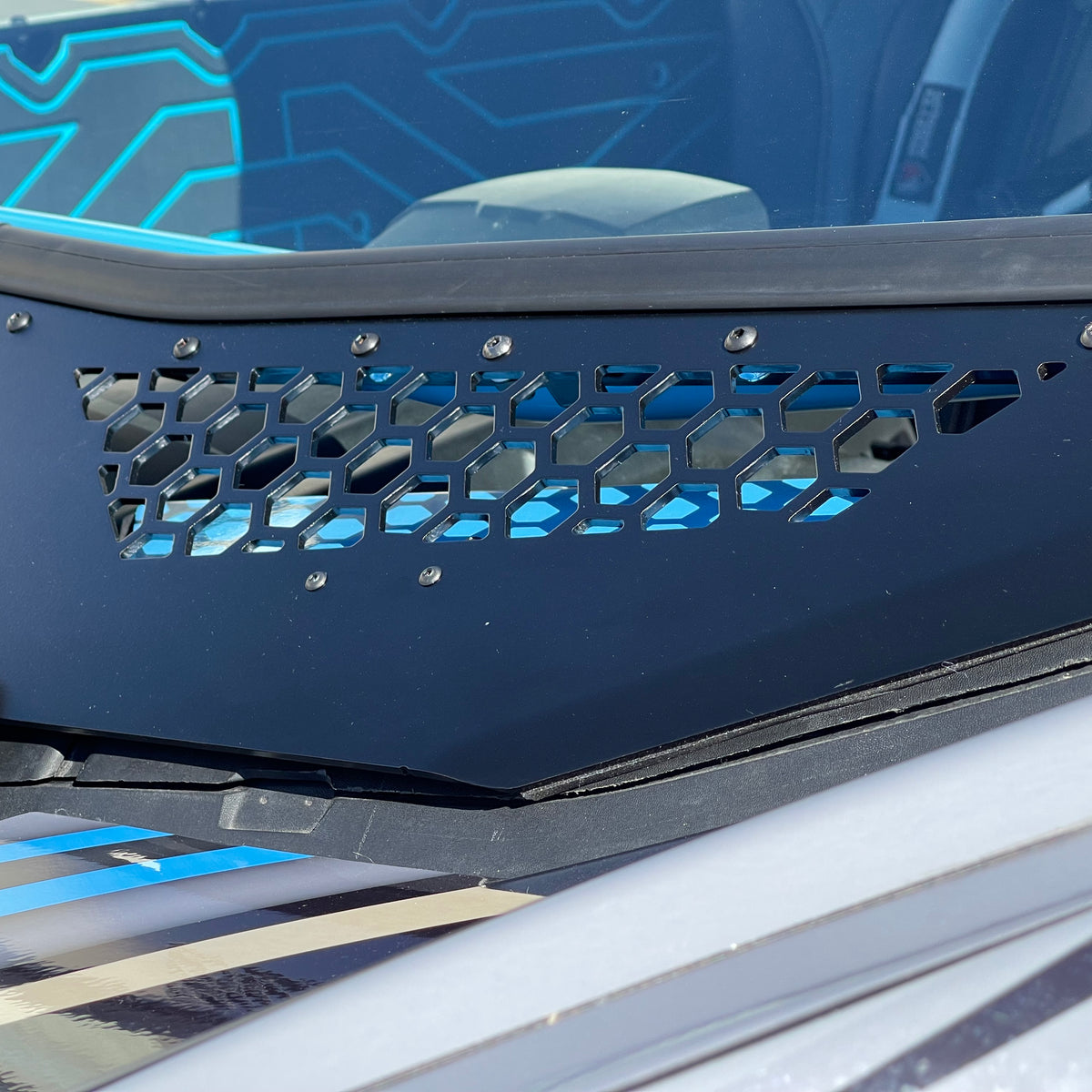Moto Armor Glass Windshield for VOODOO X3 Cage